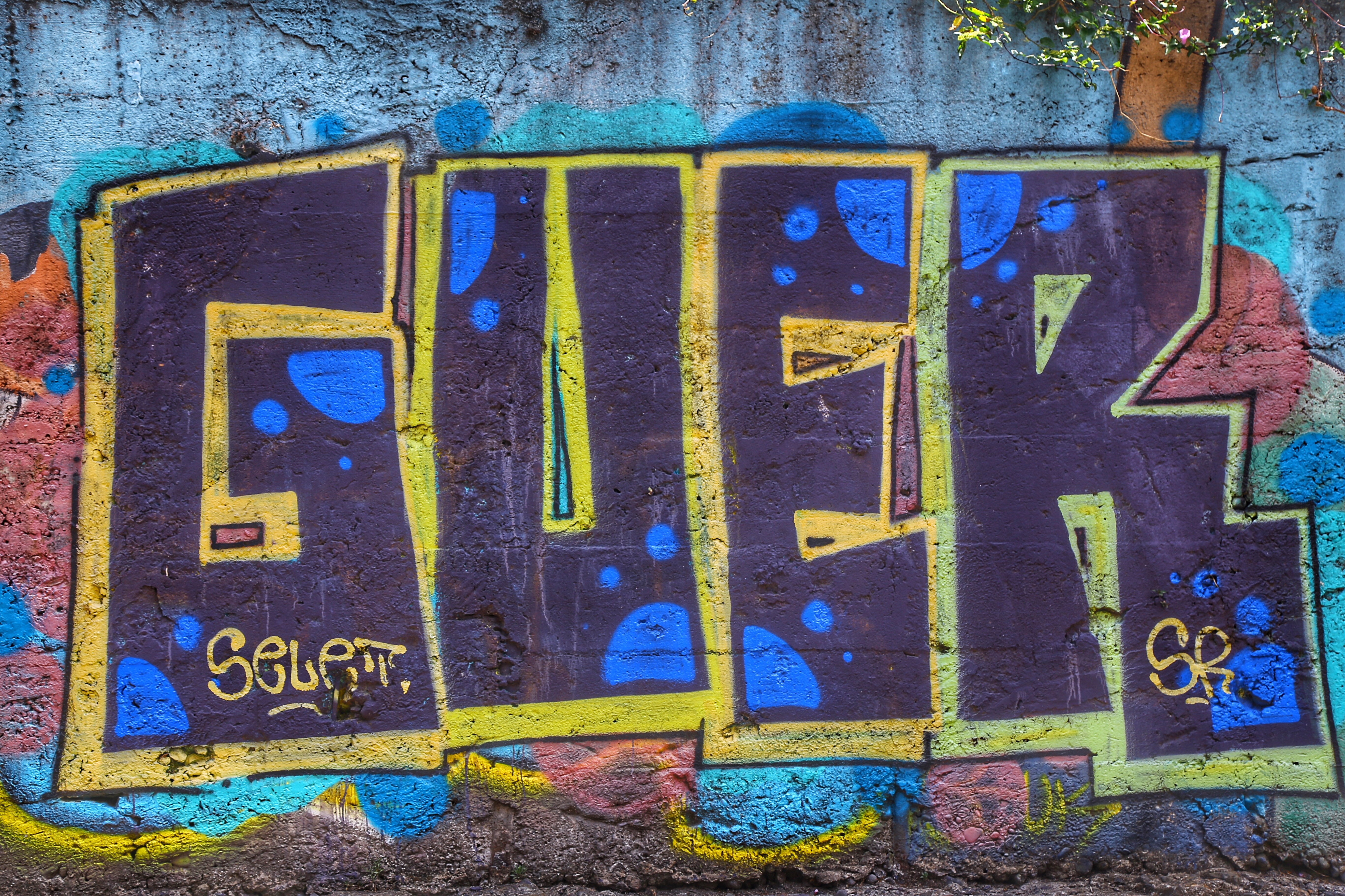 SAN JOSE, COSTA RICA GRAFFITI: GUER – TOKIDOKI (NOMAD)