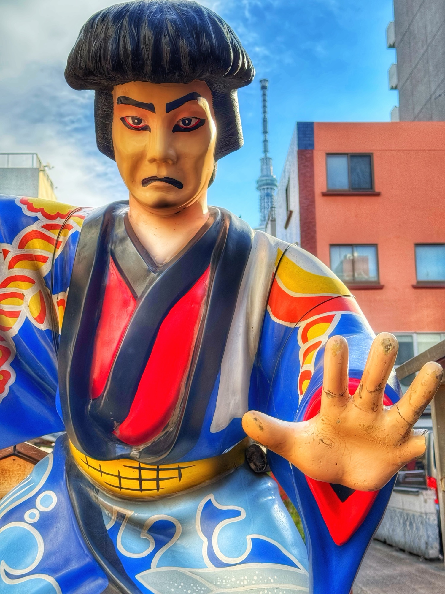 ASAKUSA, JAPAN STREET ART: SHIRANAMI GONIN OTOKO – TOKIDOKI (NOMAD)